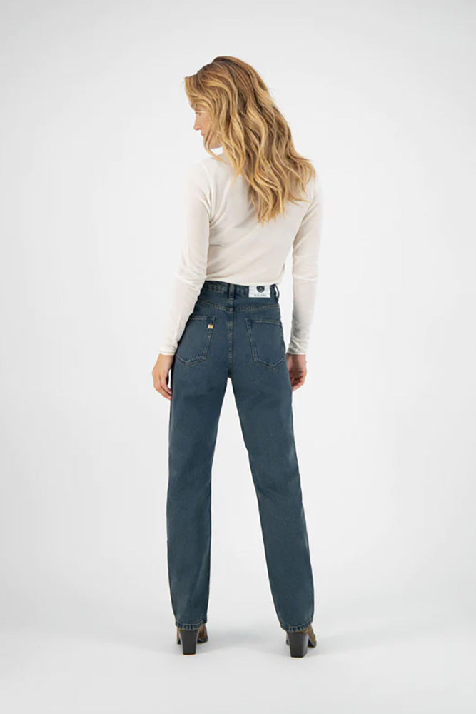 relaxed-rose-jeans – Know The Origin.